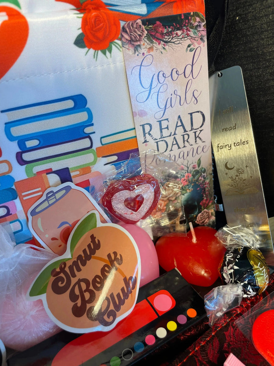 Book Box Subscriptions – Dark Romance Crates